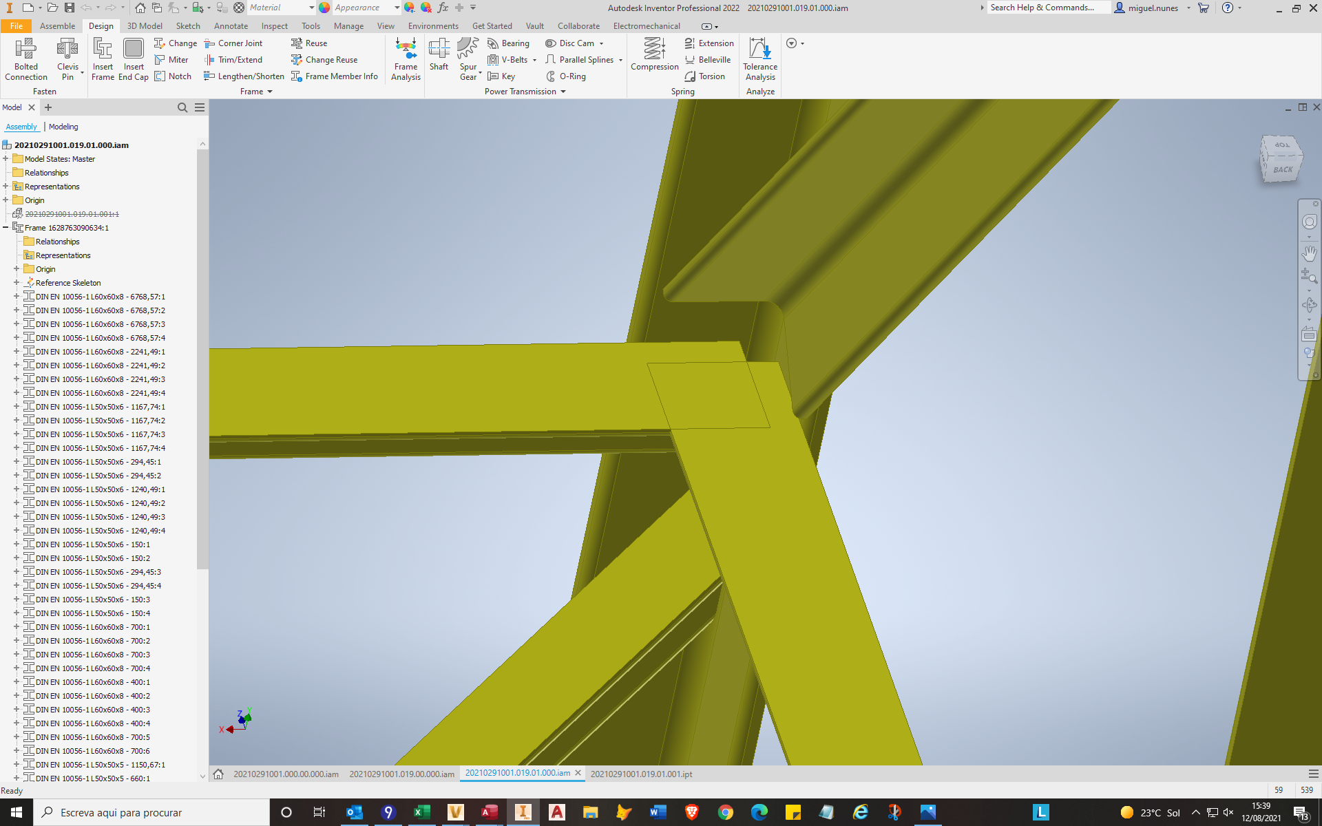 Miter - Autodesk Community
